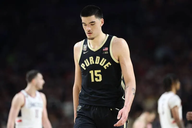 Zach Edey Stunning Pick! Grizzlies Select “Little Yao Ming” - Filiplay ...
